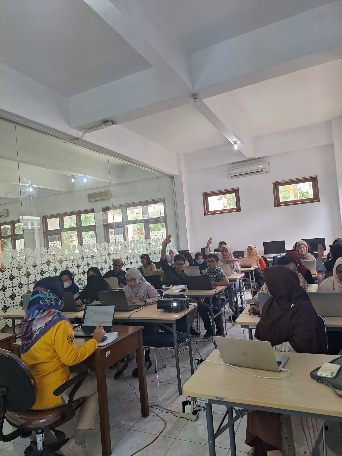 Kelas Literasi: E-Resource dan Reference Management Software – Perpustakaan Fakultas Geografi UGM